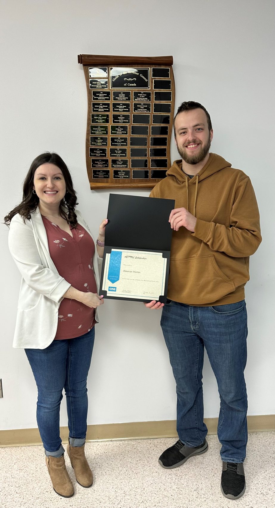 2023 Awards and Scholarship Winners - AETTNL